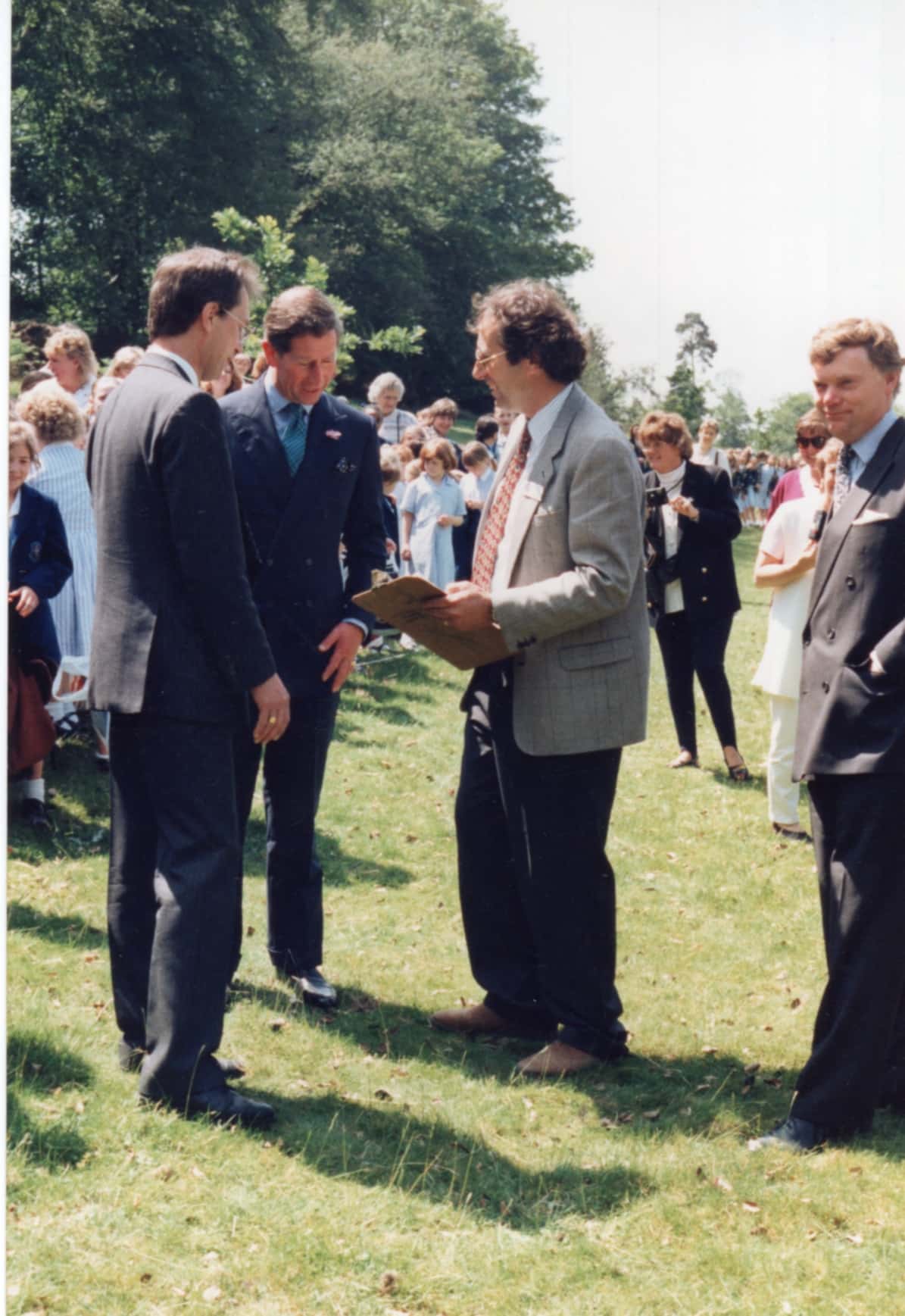 Painshill Park Trust to plant a new Oak tree to celebrate the ...